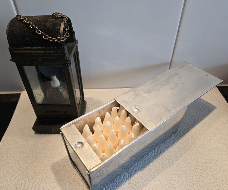 Karren-Laterne Infanterie mit Kerzen (Gebraucht) in Burgistein für CHF ...