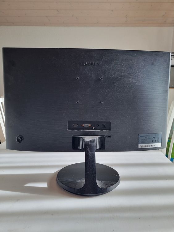 Samsung C24F390FHU Curved Monitor | Kaufen auf Ricardo