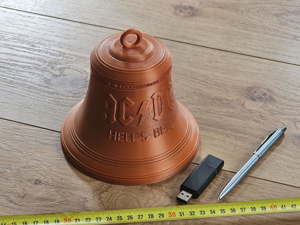 AC DC Hell's Bell 150mm en PLA (Neuf (Voir description)) à Yvonand pour ...