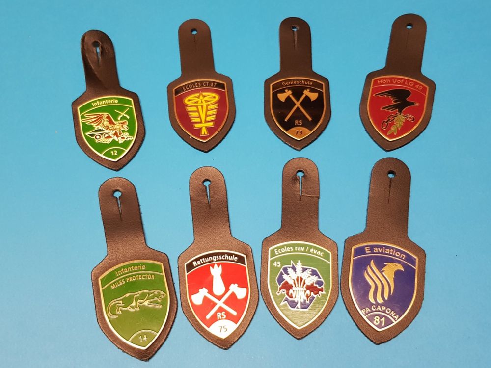 8x Brusttaschenanhänger Schweizer Armee Abzeichen Militaria | Kaufen ...