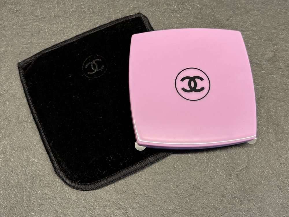 NEW Chanel Double Compact Mirror - Rare, Lilac, Pouch (Neu und ...