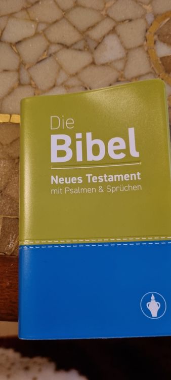 Die Bibel das neue Testament (Gebraucht) in Weggis für CHF 1.5 – mit ...