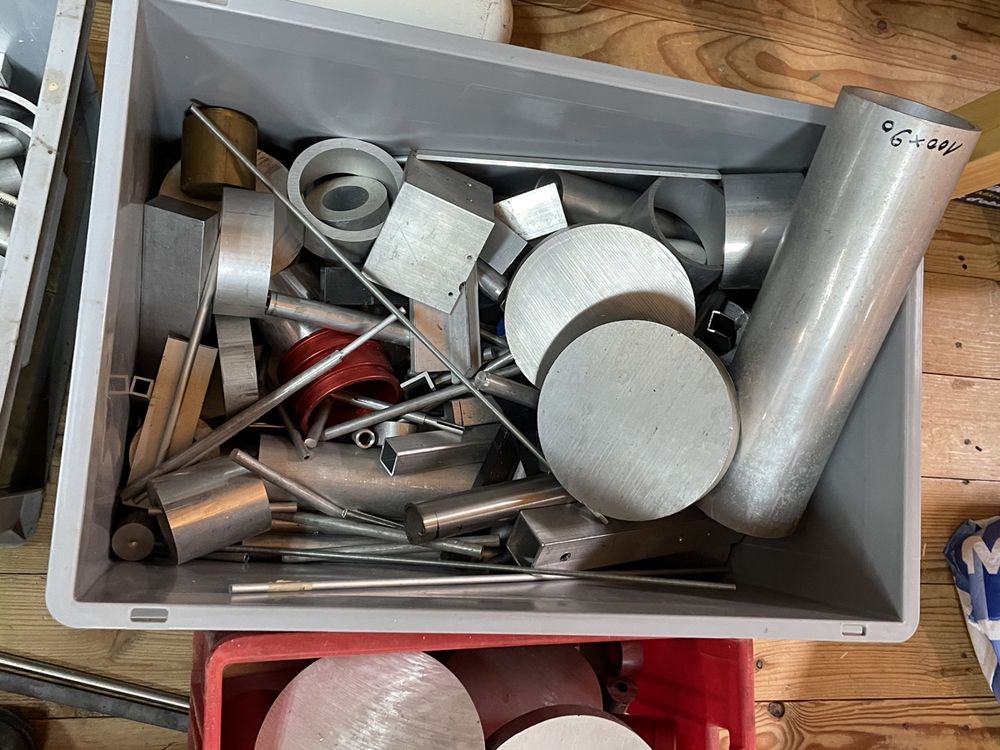 Stahl und Alu Metallreste (Gebraucht) in Hittnau für CHF 23 – nur ...