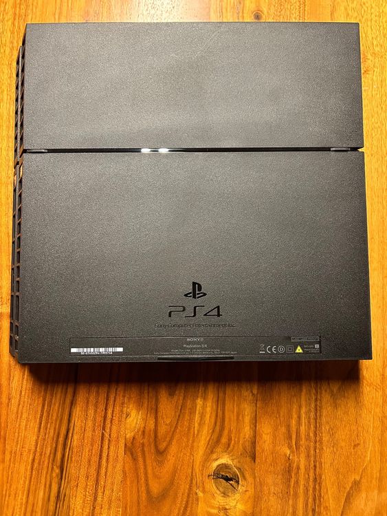 PS4 Model CUH-1216A (Gebraucht) in Kappelen für CHF 120 – mit Lieferung auf Ricardo kaufen