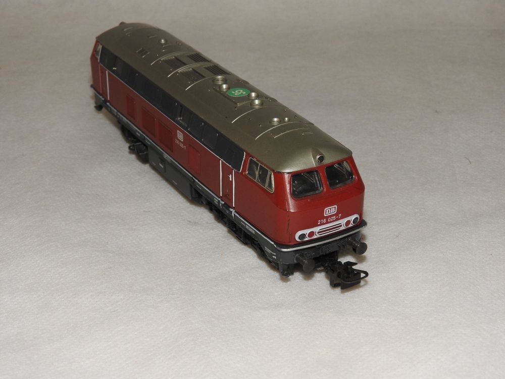 Märklin 3075, DB BR 216 Diesellok, weinrot | Kaufen auf Ricardo
