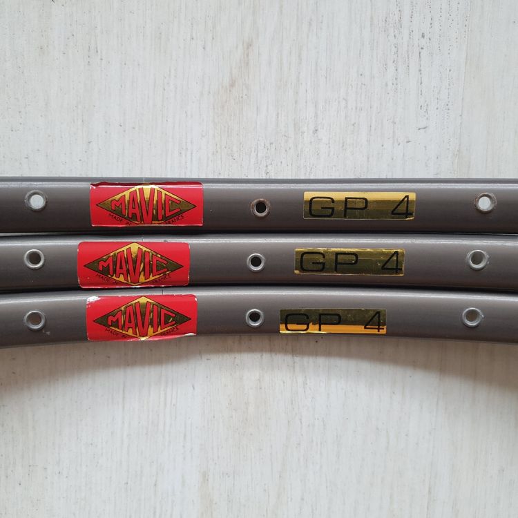 Velo: Mavic GP4 Felgen, 24 Loch (Neu (gemäss Beschreibung)) in Boll für ...