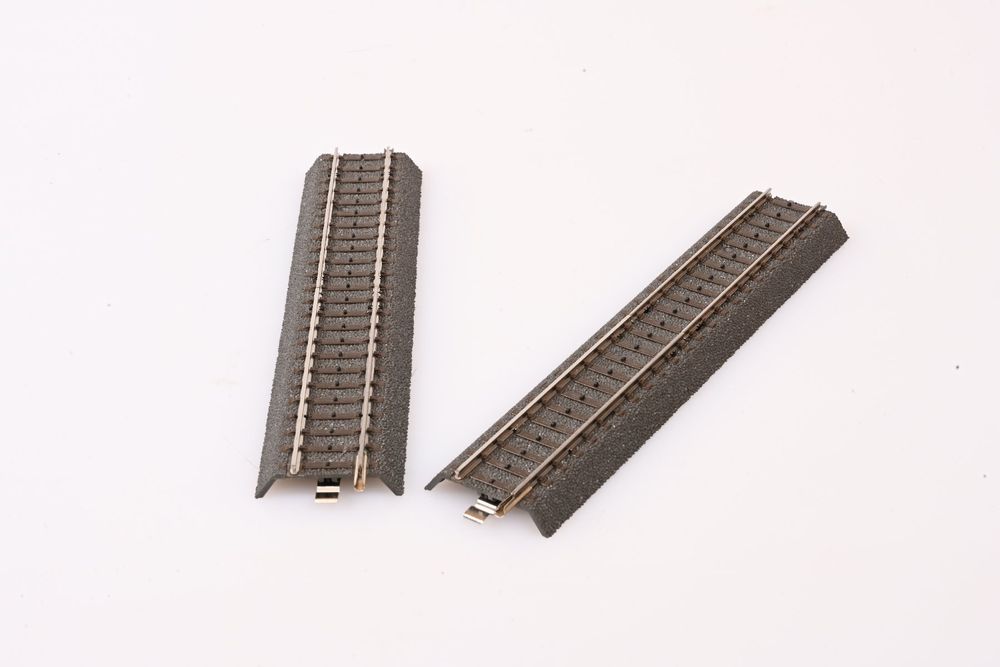 Art.Nr. 24951 Märklin Übergangsgleis zum M-Gleis Länge 180 m (Neu und ...