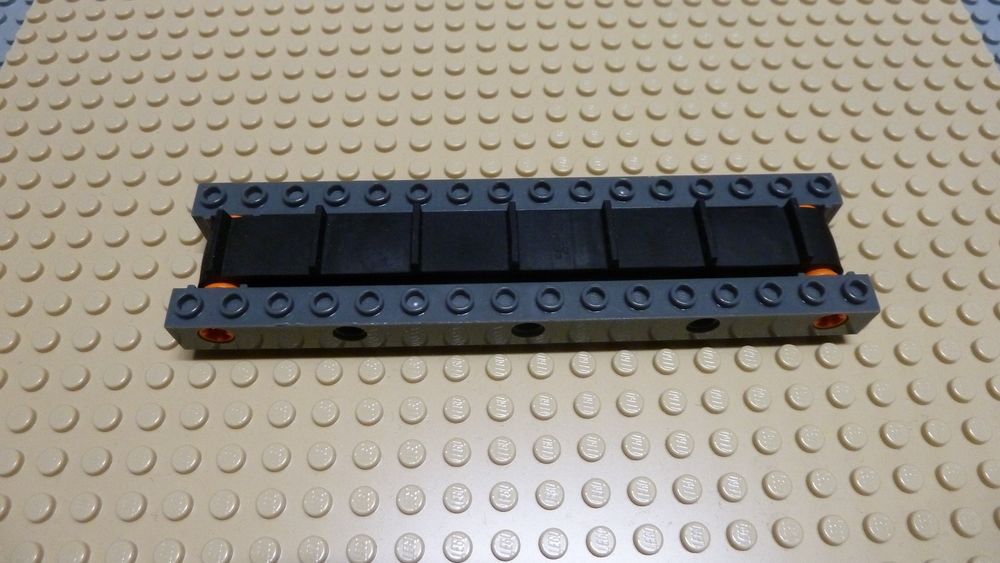 Lego - Beam 4 x 16 for Conveyer Belt Assembly (92712) (Gebraucht) in ...
