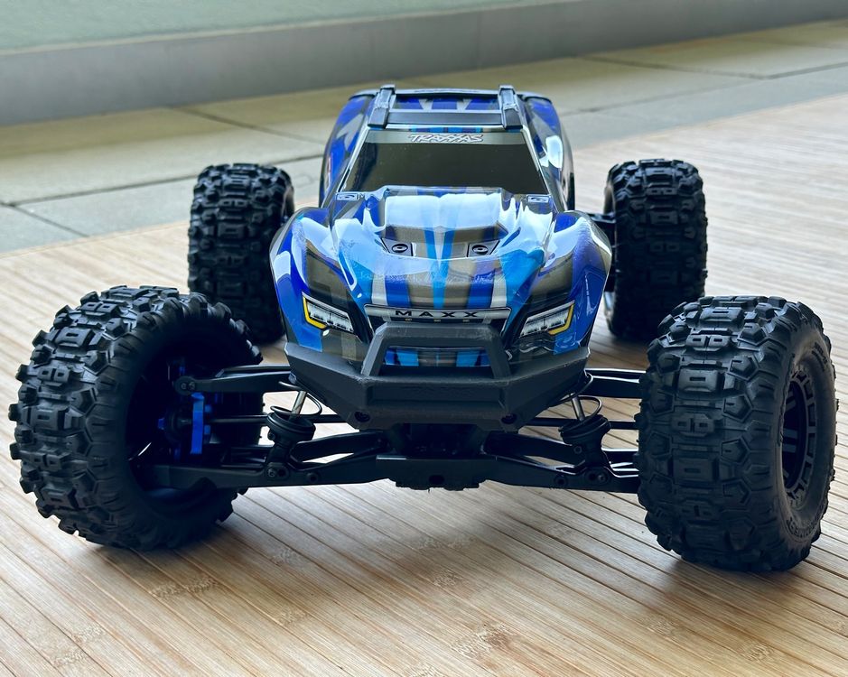 Traxxas Wide Maxx V2 (inkl. Upgrades im Wert von CHF 720.-) (Gebraucht ...
