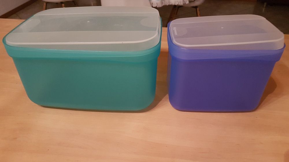 Tupperware clip clap boîte de rangement 2.2l. - 1l. (Gebraucht) in ...