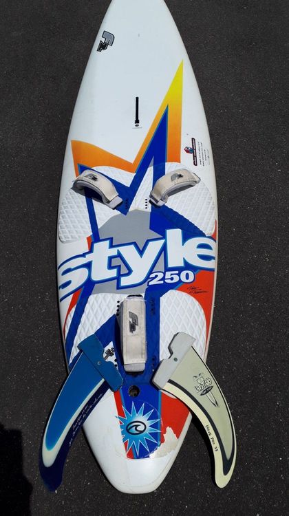 Surfboard F2 Style 250 (Gebraucht) in Rain für CHF 34 – nur Abholung ...