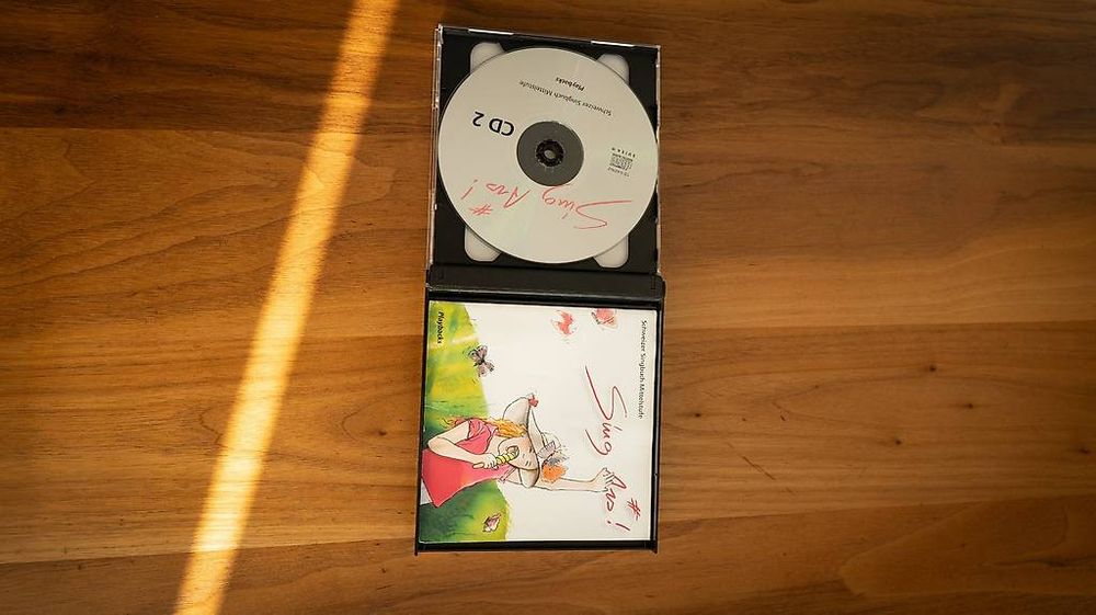 Sing Ais! - CD + Liederbuch (Gebraucht) in Weissbad für CHF 65 – mit ...