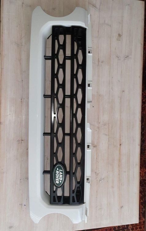 Land Rover Disco 4 OEM Motorgrill (Gebraucht) in Egg b. Zürich für CHF ...