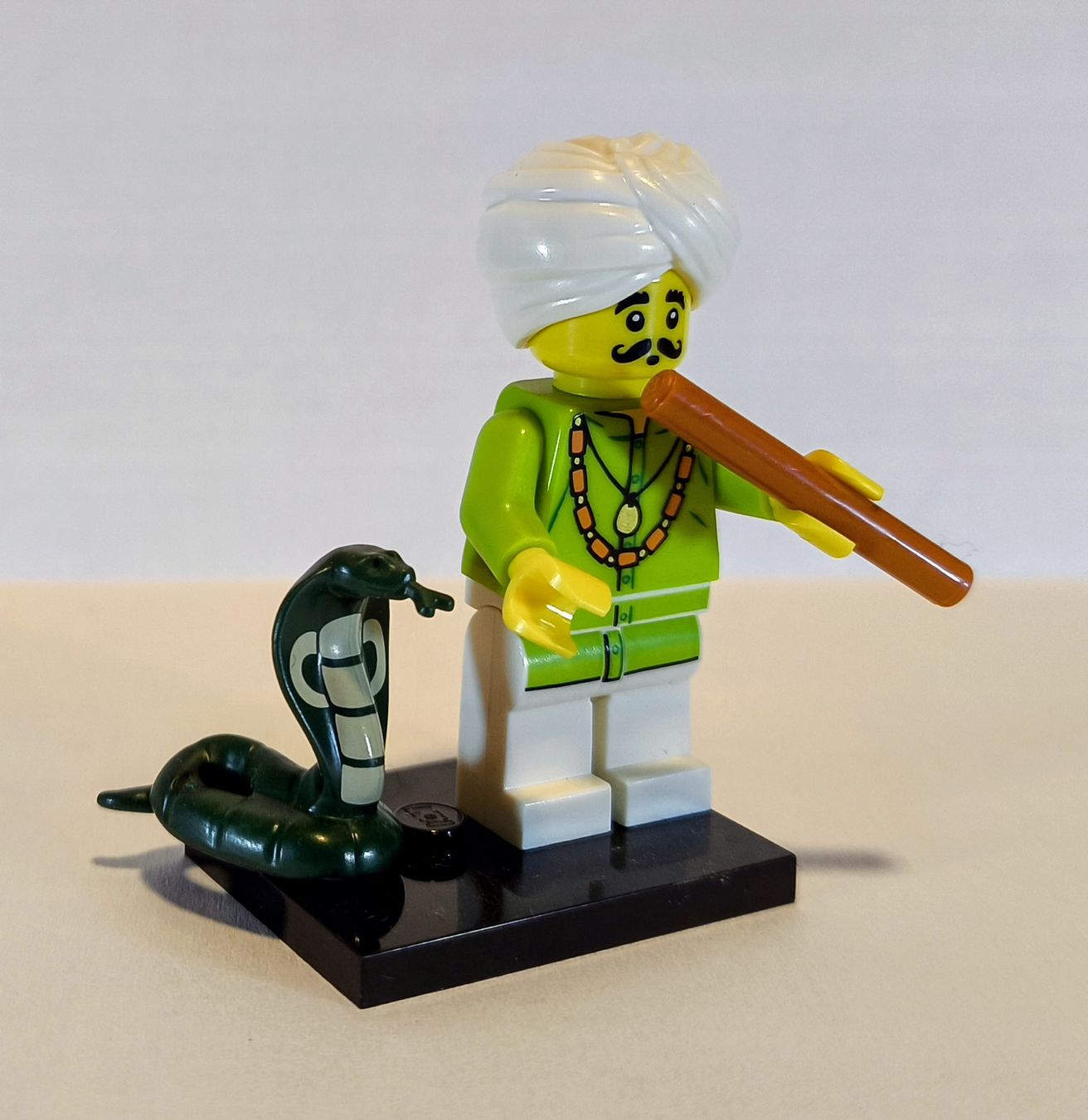 Lego Minifigures Serie 13 - Schlangenbeschwörer (Gebraucht) in Muri AG ...