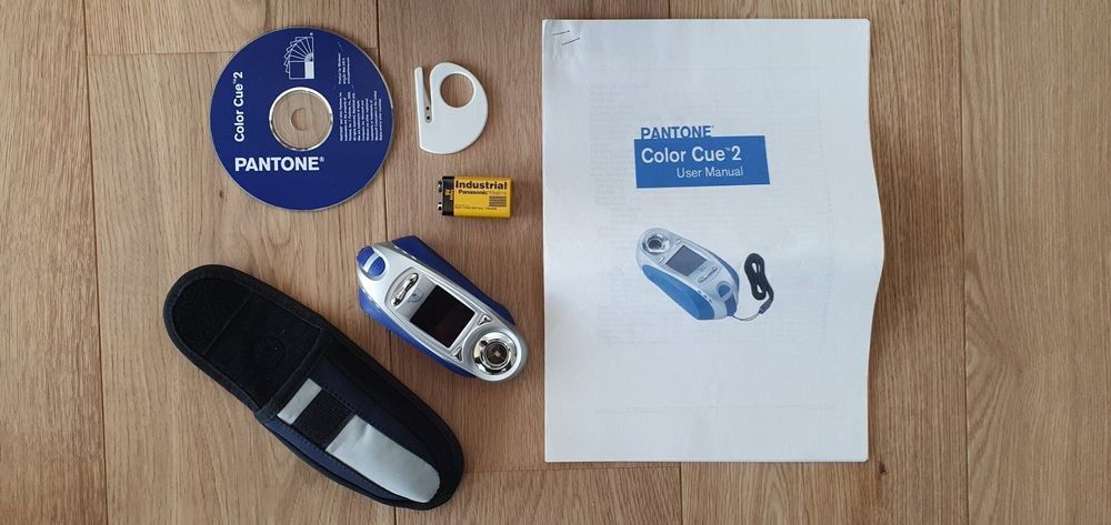 Pantone Color Cue 2 Farbbestimmungsgerät - Neupreis CHF 360 (Neu ...