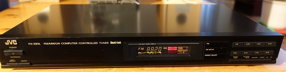 JVC Tuner FX-330 L in gutem Zustand und funktionsfähig HiFi (Gebraucht) in Cama für CHF 1 – mit ...