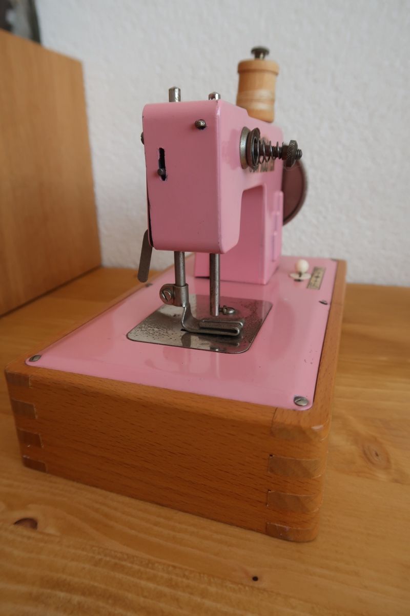 Machine à coudre enfant vintage (D'occasion) à Champlan pour CHF 99 ...