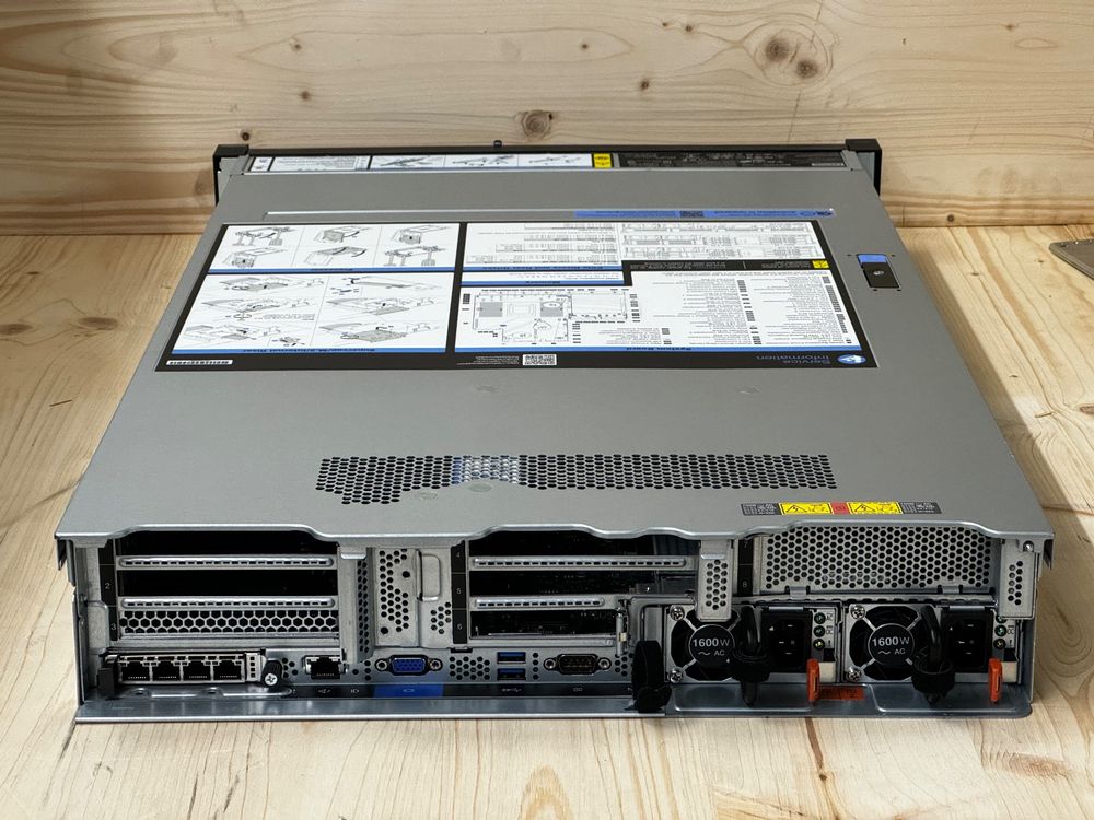 Lenovo ThinkSystem SR655 1x AMD EPYC 7302P 256GB Memory, M2 (Gebraucht ...