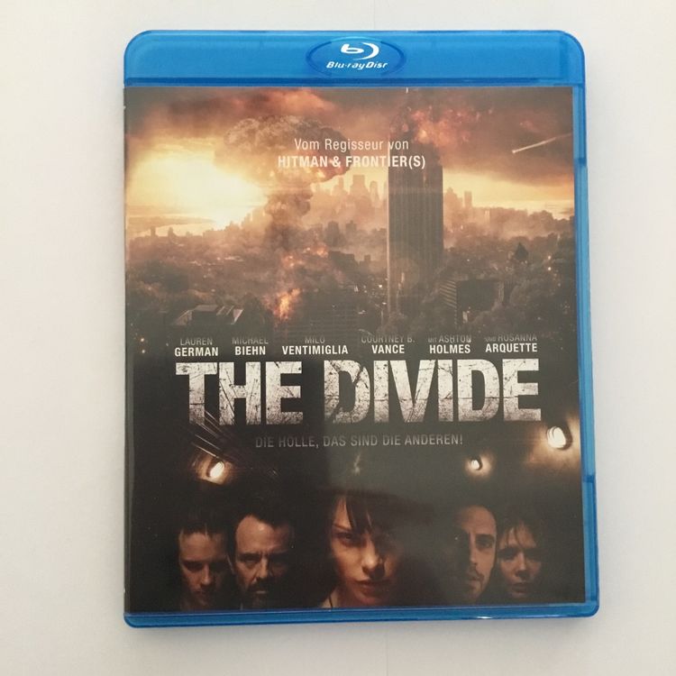 The Divide Blu Ray (Neu (gemäss Beschreibung)) in Blauen für CHF 8.9 – mit Lieferung auf Ricardo ...