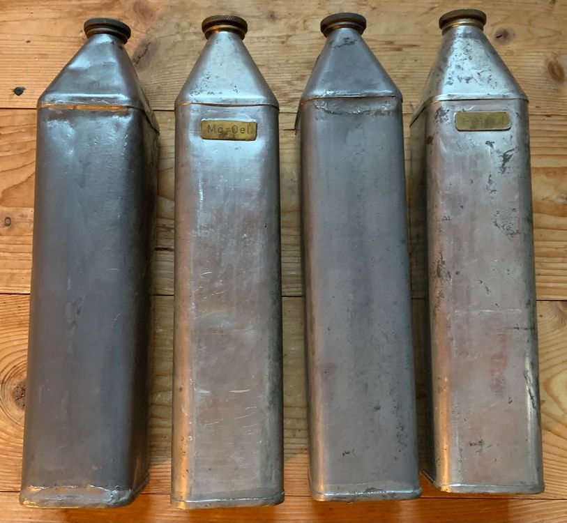 Je 2 Stk Mg Oel- und Petrolkännchen der CH Armee (Gebraucht) in ...