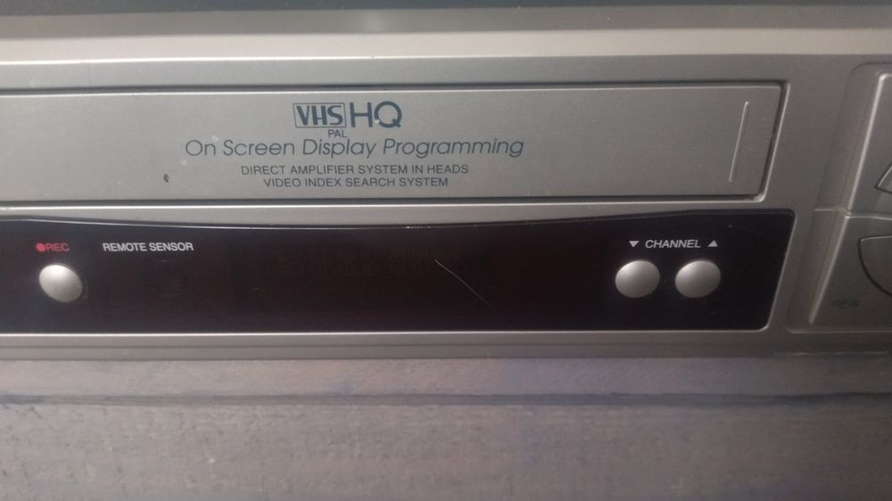 Tensai TVR-500 VHS-Recorder, funktioniert einwandfrei (Gebraucht) in Glashütten für CHF 5 – nur ...