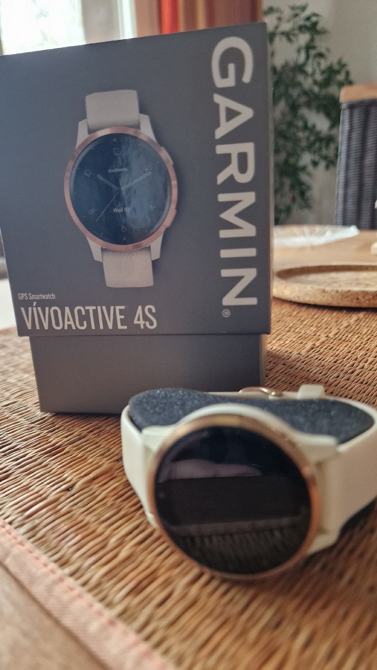Garmin Vívomove 4S Smartwatch - guter Zustand, gern getragen (Gebraucht ...