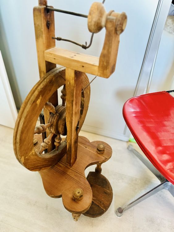 Antikes Holzspinnrad Spinnrad Rarität Sammler Webrad Antik (Gebraucht ...