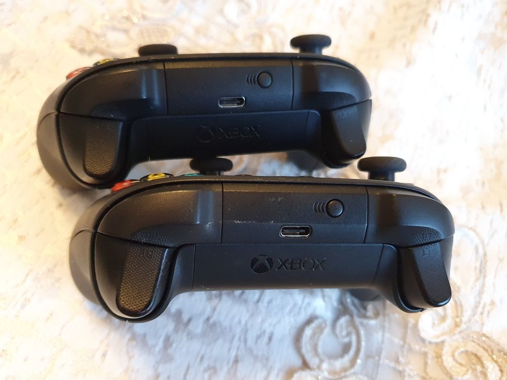 2X XBOX Wireless Controller Model 1914 (Gebraucht) in Langnau am Albis ...