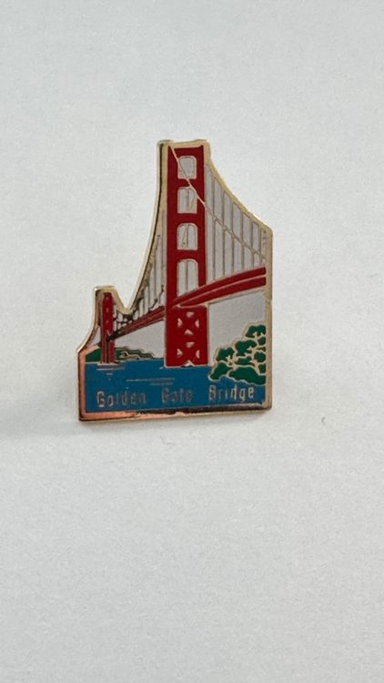 Golden Gate Bridge Pin ^ (Gebraucht) in Gutenswil für CHF 5 – mit ...