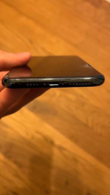 Iphone 11 Pro Max - 256 gb - écran cassé | Kaufen auf Ricardo