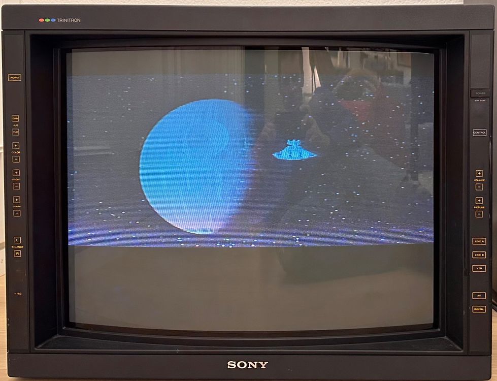 Sony Trinitron PVM-2730QM CRT pro monitor 27 inches | Acheter sur Ricardo