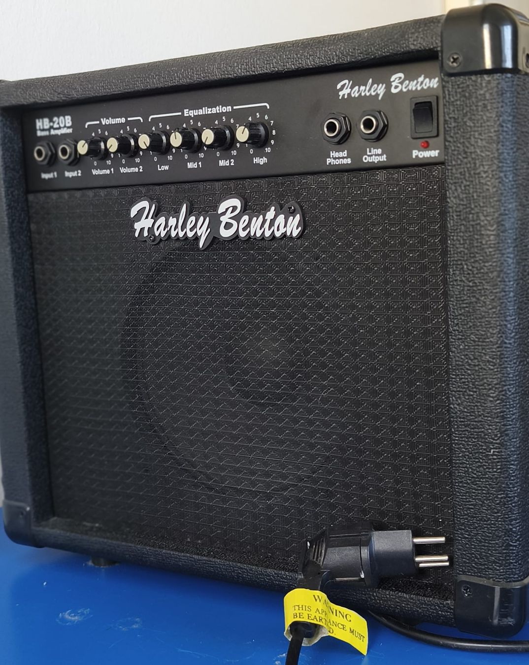 Harley Benton HB-20B Bass Verstärker (Gebraucht) in Mülligen für CHF 30 ...