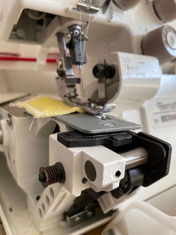 BERNETTE 334 DS Overlock Nähmaschine | Kaufen auf Ricardo