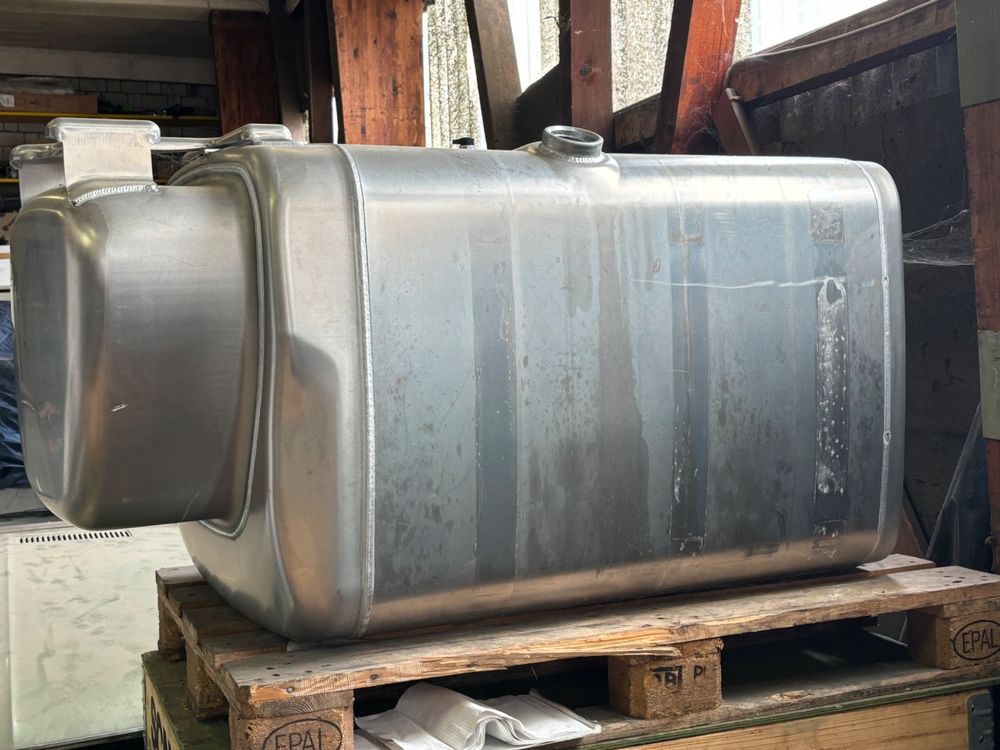 Scania Dieseltank (Neu (gemäss Beschreibung)) in Ormalingen für CHF 20 ...