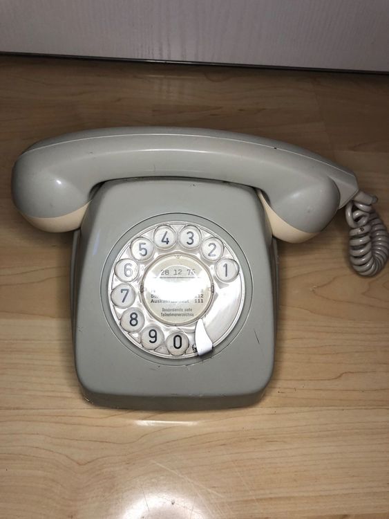 Telefon mit Wählscheibe aus den 80ern | Kaufen auf Ricardo