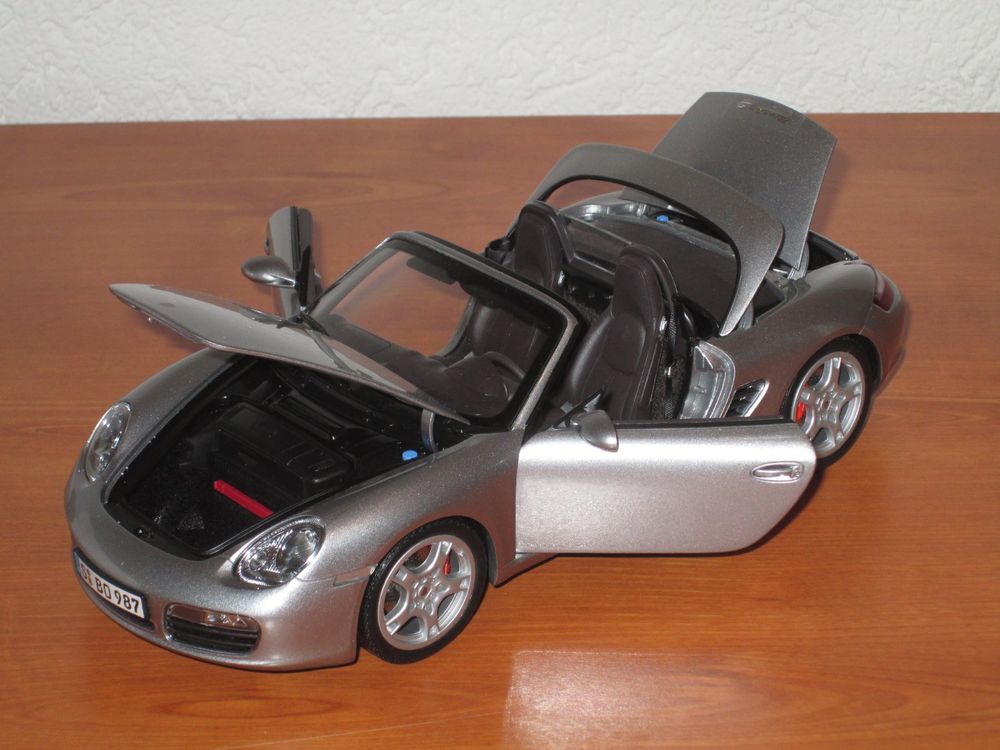 KYOSHO PORSCHE BOXSTER S (987) SPIDER 2005 1/18 (Neu (gemäss ...