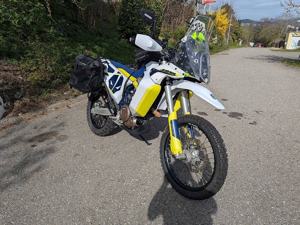 Husqvarna 701 Enduro LR, 2021, full équipée (Gebraucht) in Le Mouret ...