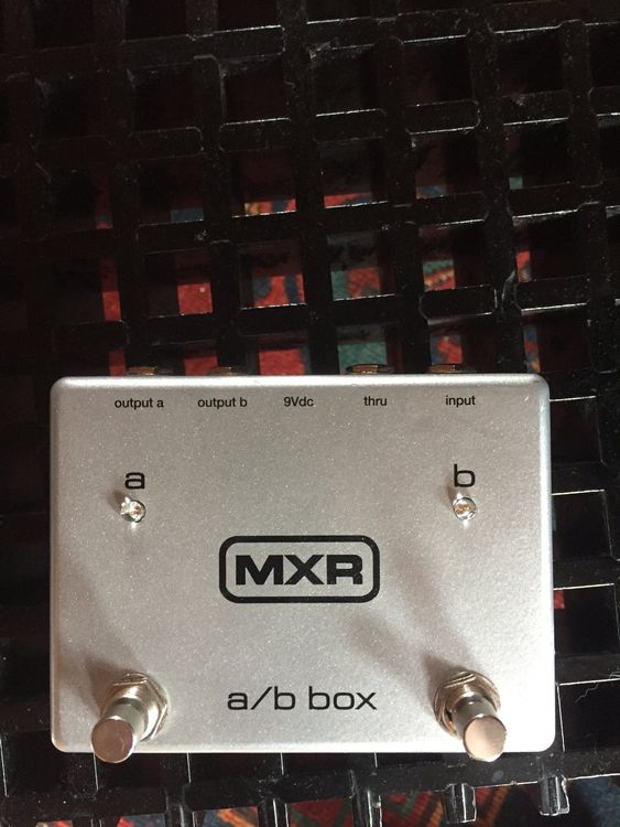MXR A/B Box - switch selector (Gebraucht) in Pratteln für CHF 55 – mit ...