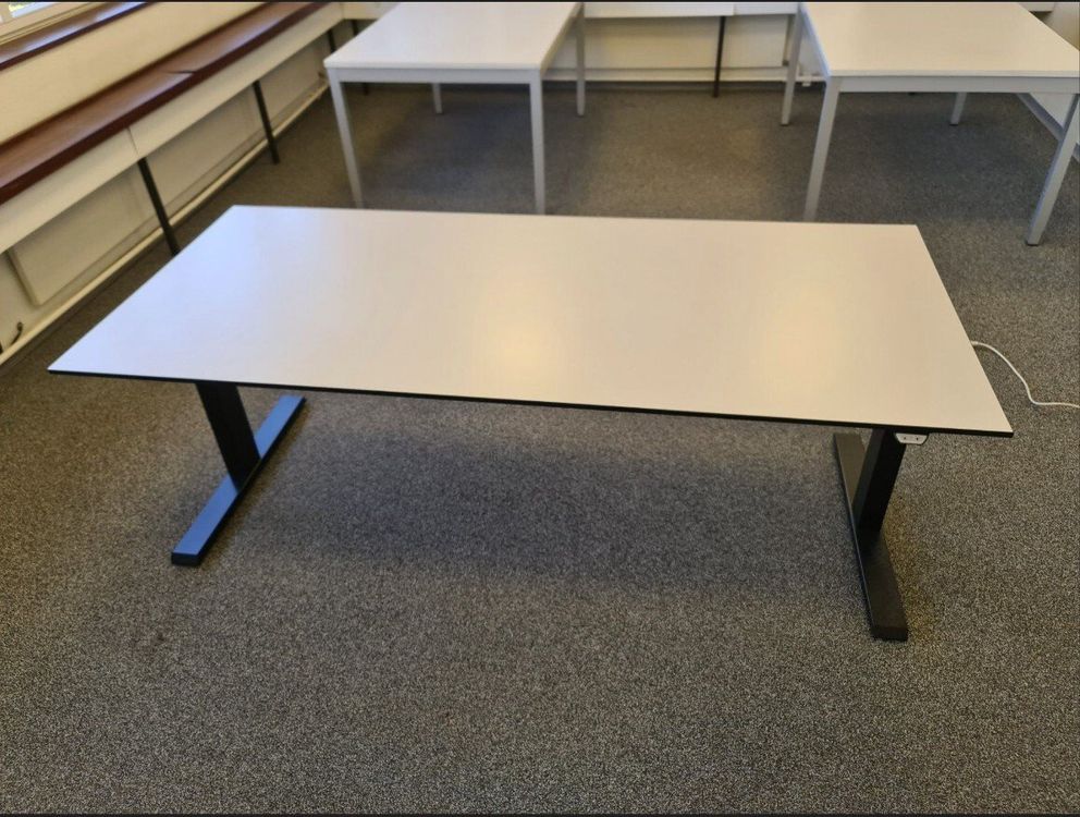 EQ Embru Lift Tabel Schreibtisch (Gebraucht) in Neuenegg für CHF 320 ...