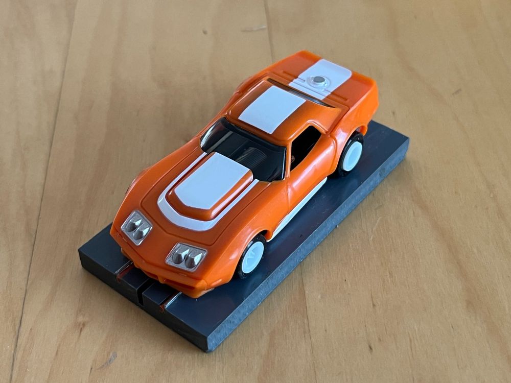 Corvette C3 orange/weiss mit BDR-Motor | Kaufen auf Ricardo