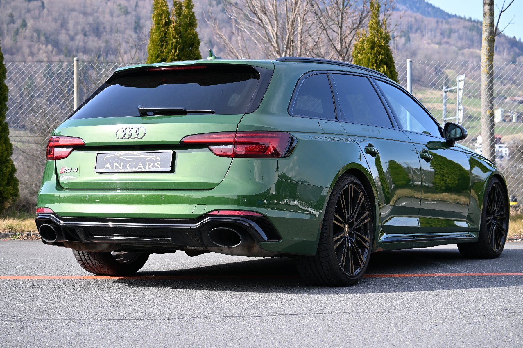 Spannende Audi Rs4 Gebraucht Bilder