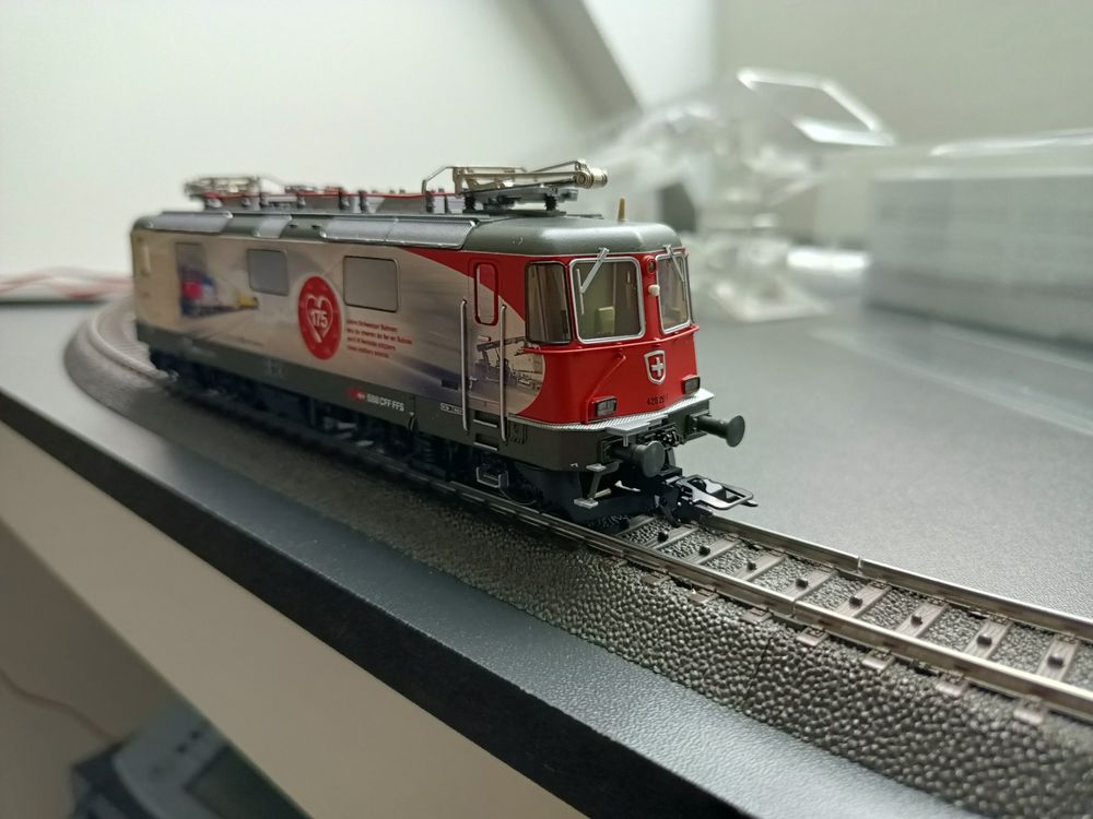 Märklin 37875, SBB Re 4/4 II, digital, Sound, mfx, dcc, neu (Neu und ...
