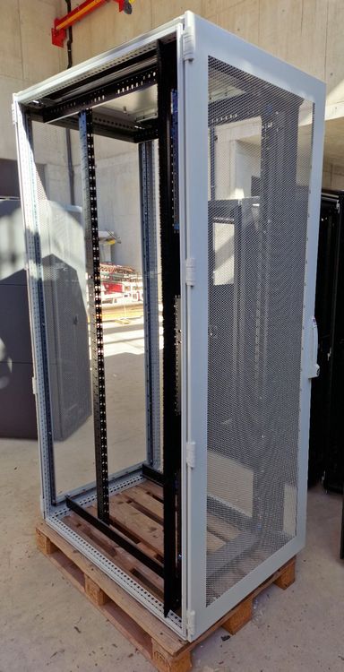 RITTAL Server Rack / Server Schrank (Gebraucht) in Geltwil für CHF 1 ...
