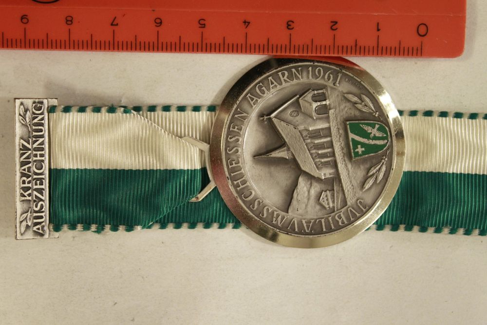 Medaille AGARN (Gebraucht) in La plaine für CHF 3 – mit Lieferung auf ...