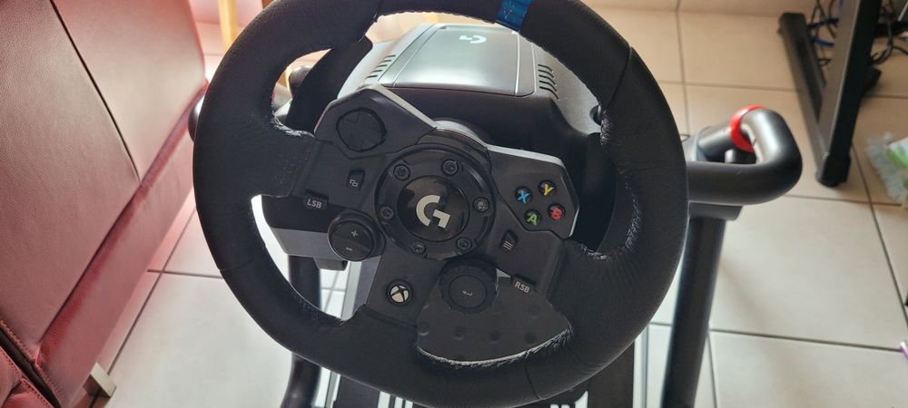 Logitech G923 + Cockpit Oplite SimRacing | Kaufen auf Ricardo
