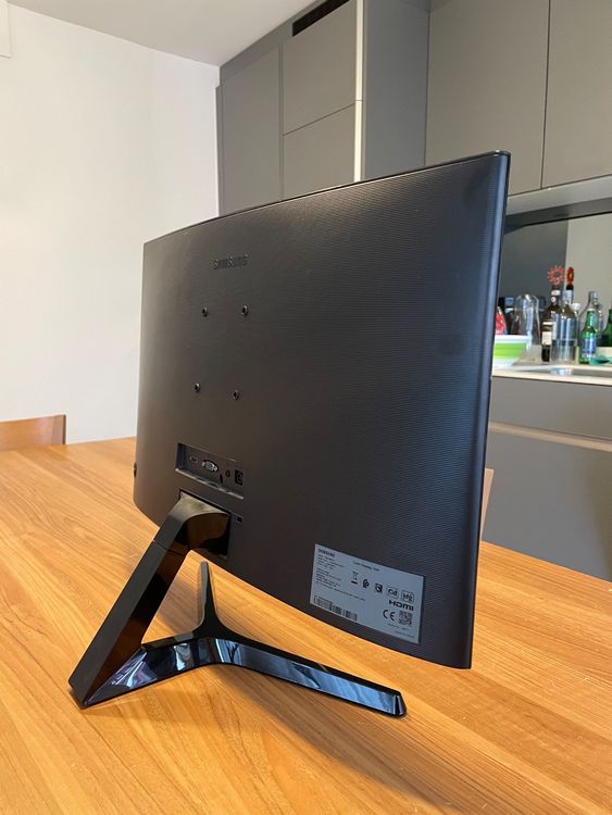 Curved Monitor Samsung CF39 24" (Gebraucht) in Zürich für CHF 45 – nur ...