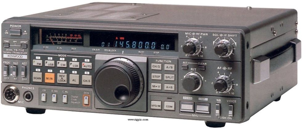 Kenwood TS-711E 144MHz Transceiver Amateurfunkgerät | Kaufen auf Ricardo