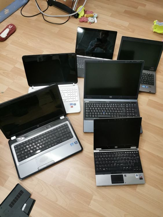 6 Alte Laptops (Lenovo, Acer, HP) Defekt (Défectueux) à Niederlenz pour ...