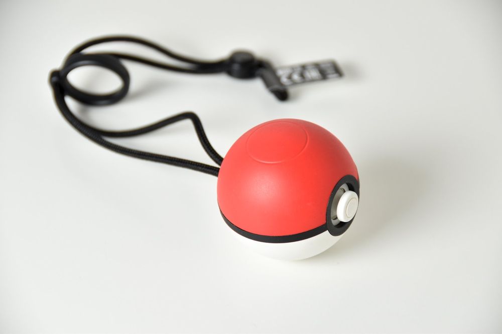 Nintendo Pokéball Plus (Gebraucht) in Kloten für CHF 50 – mit Lieferung ...
