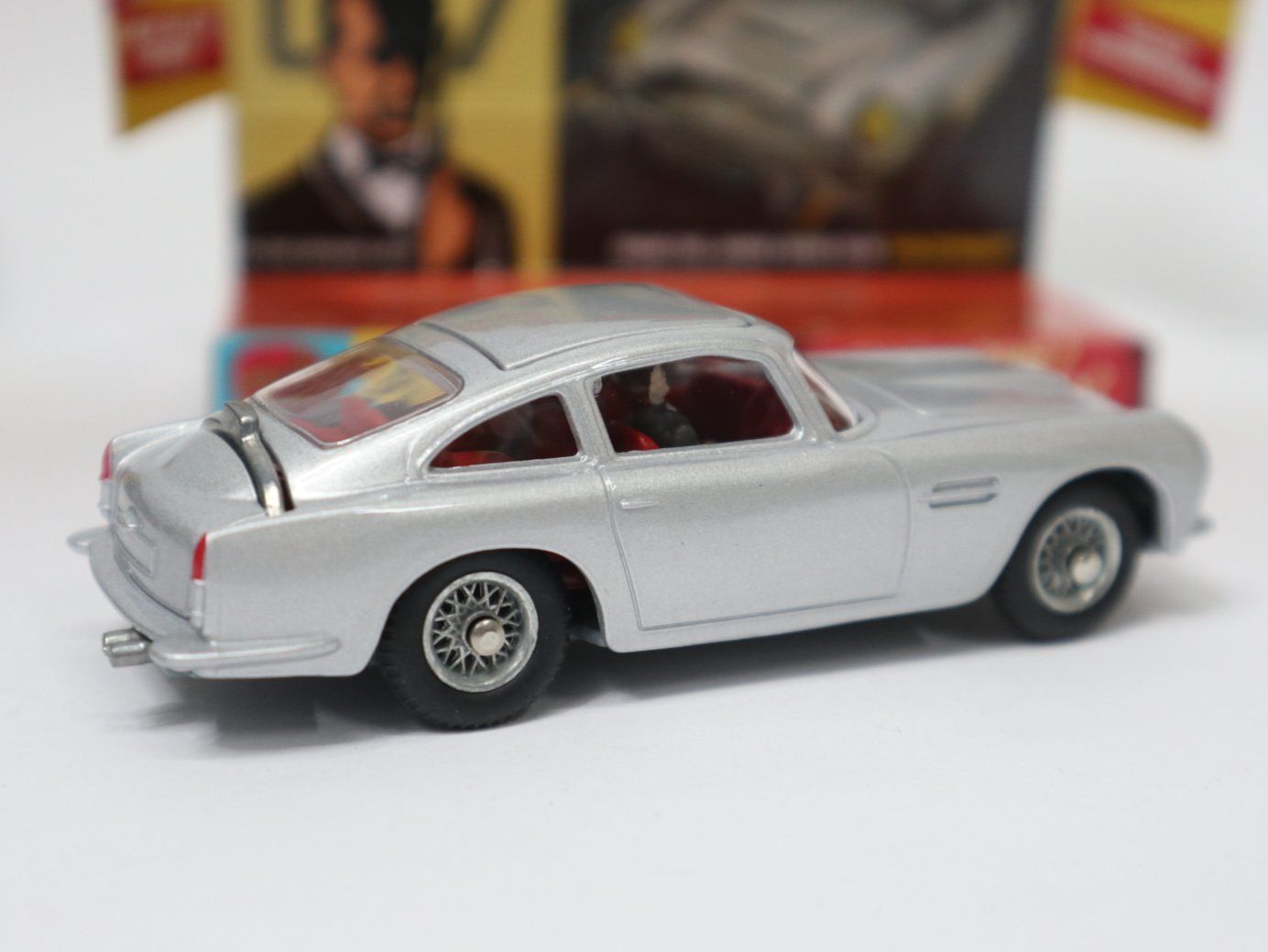 Corgi 007 James Bond Aston Martin DB5 Goldfinger neu (Neu und ...